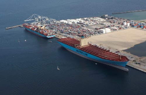 The container ship Emma Maersk - Ships For Sale