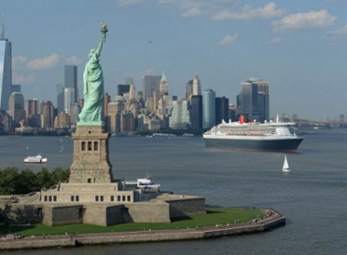 Queen Mary 2 Celebrates 200th Transatlantic Crossing. - Ships For Sale